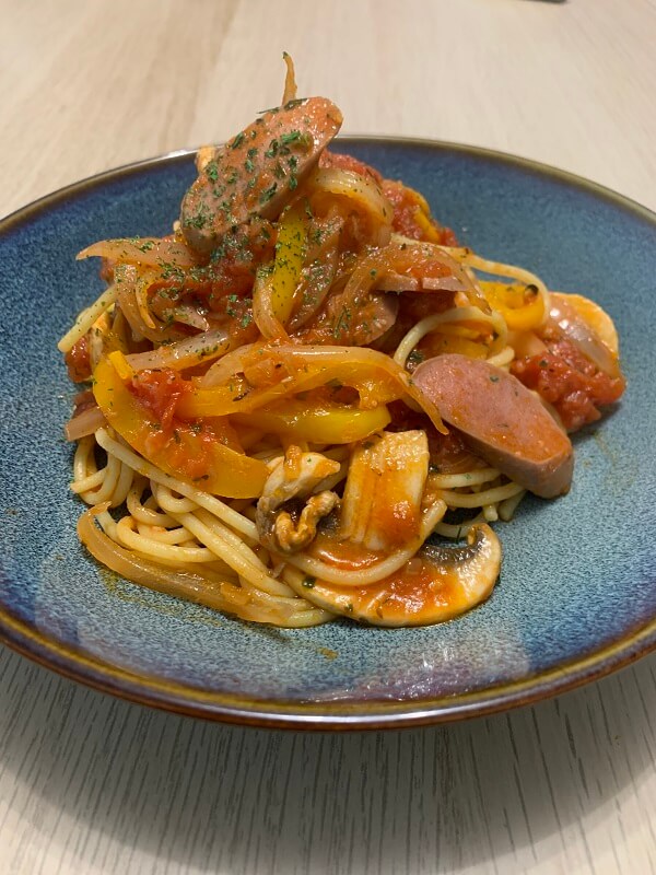 Japanese Style Spaghetti Neapolitan (Spaghetti w/ Sausage, Onion, Mix ...